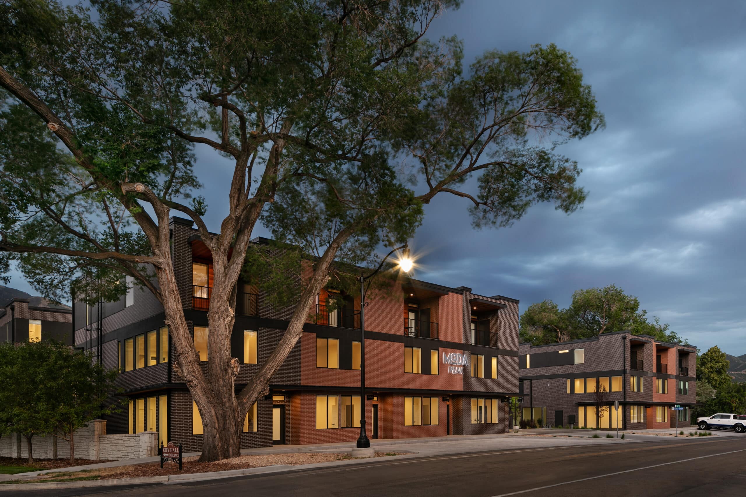 Moda Peak Townhomes - Method Studio